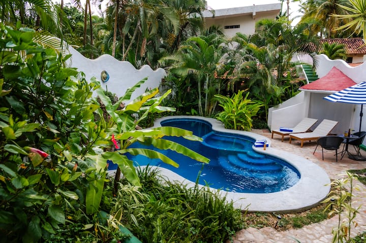 New Stunning Paradise Private Pool Steps To Beach! - Mexico