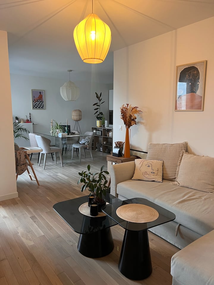 Stunning Two Bedroom Apartment - Saint-Ouen