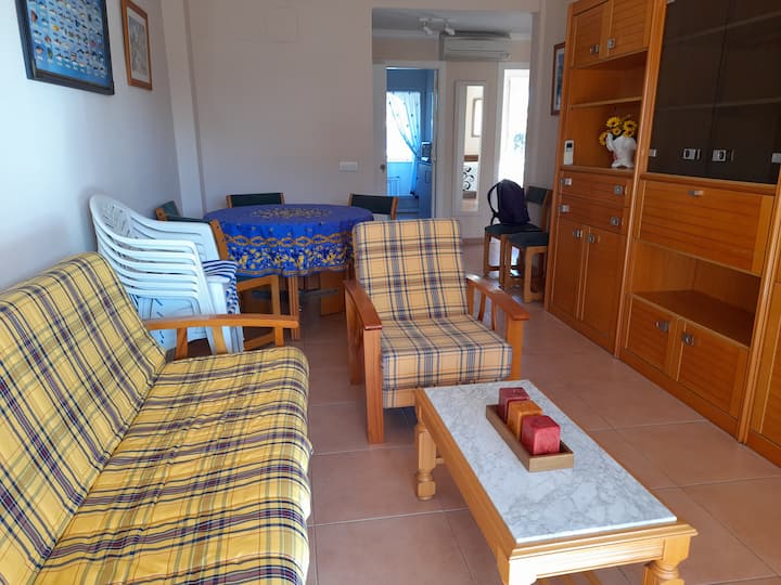 Beautiful 2-bed Apartment In Denia - Denia