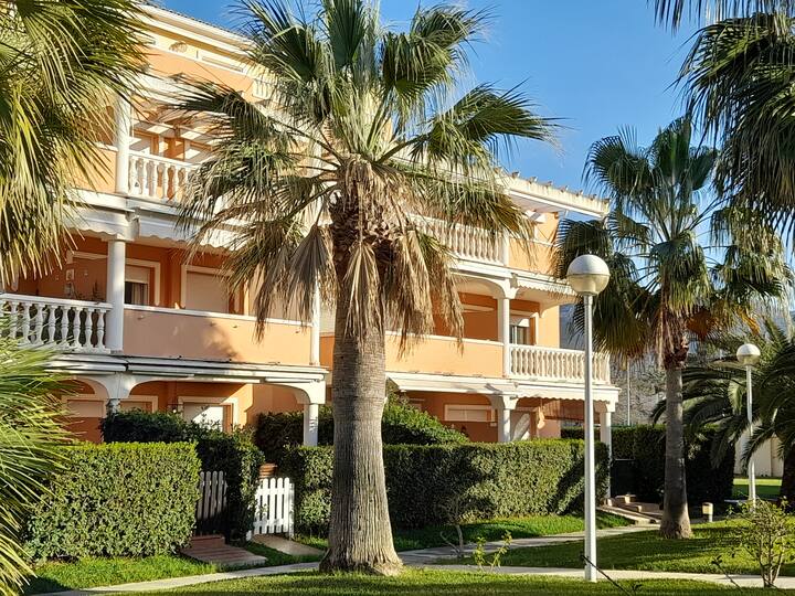 Beautiful 2-bed Apartment In Denia - Dénia