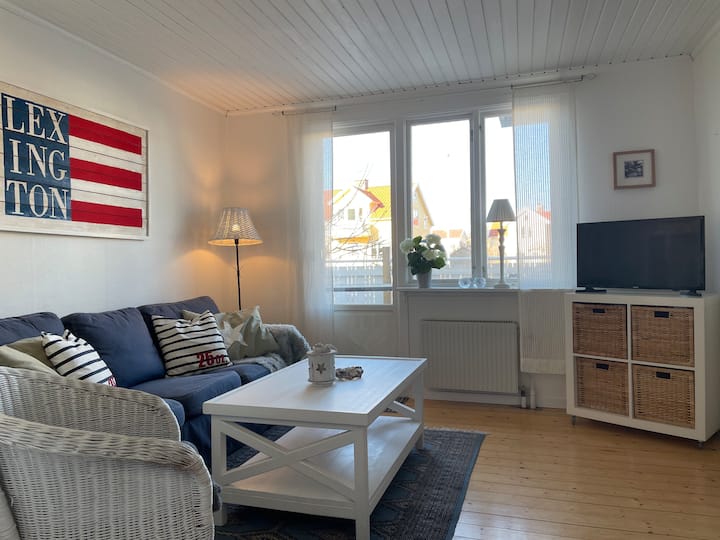 Cozy Apartment In The Center Of Kungshamn - Kungshamn