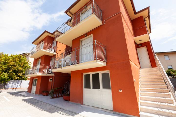 Vill' Andrea (App. 8) - Cecina