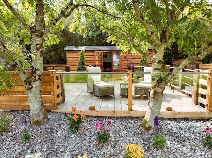 Shepherds Hut Heaven At Bumbledown Farm - Perranporth