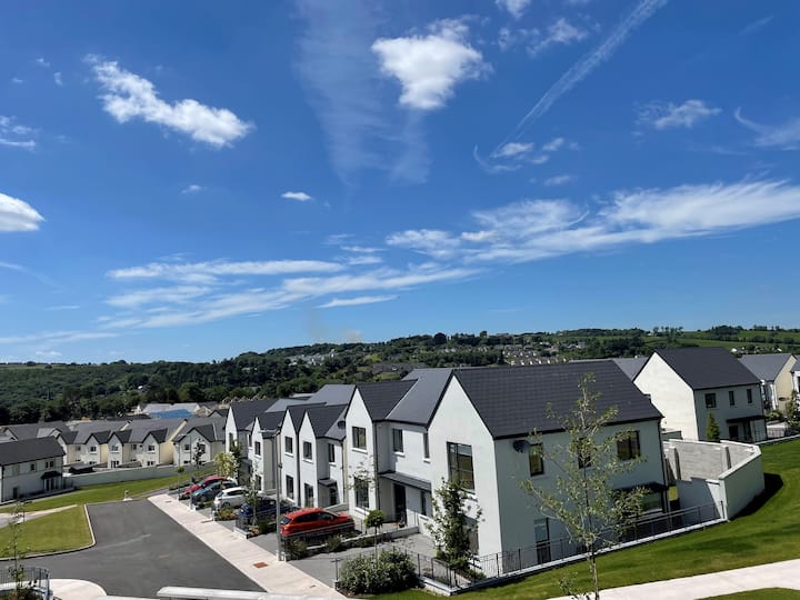 Double Room(glanmire, Cork City) - Cobh