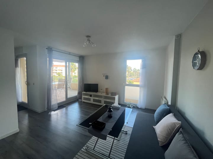 Appartement T2 Avec Terrasse à Port Ariane - Lattes