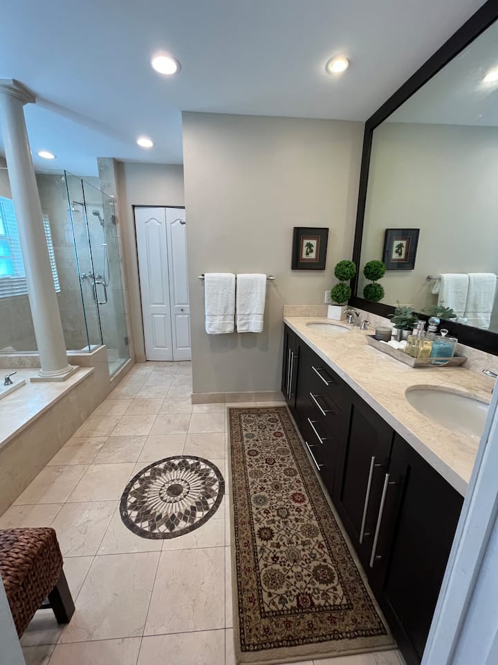 Cozy 4 Bedroom Villa In Heart Of Little Havana - 邁阿密