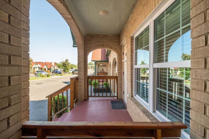 Historic Best Court 10, King And Queen Suite - Hot Springs, AR