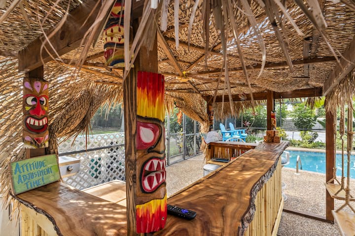 Pool + Tiki Bar + Pickleball + Anna Maria Beaches! - Bradenton, FL