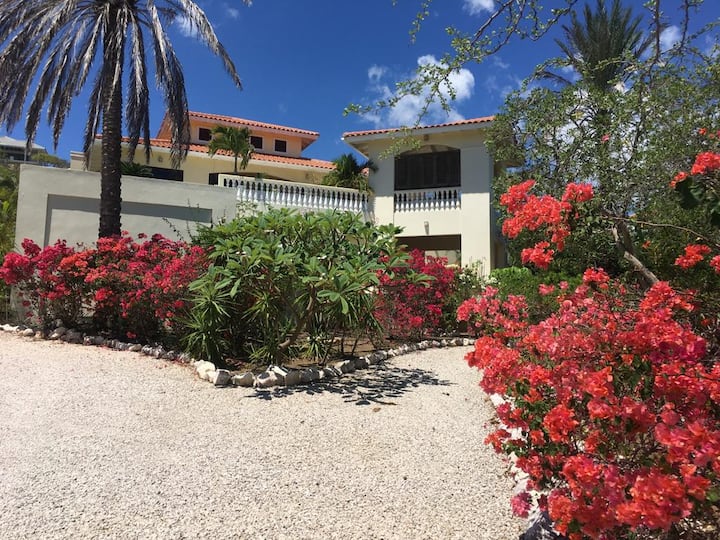 Villa Coral Estate - Curaçao