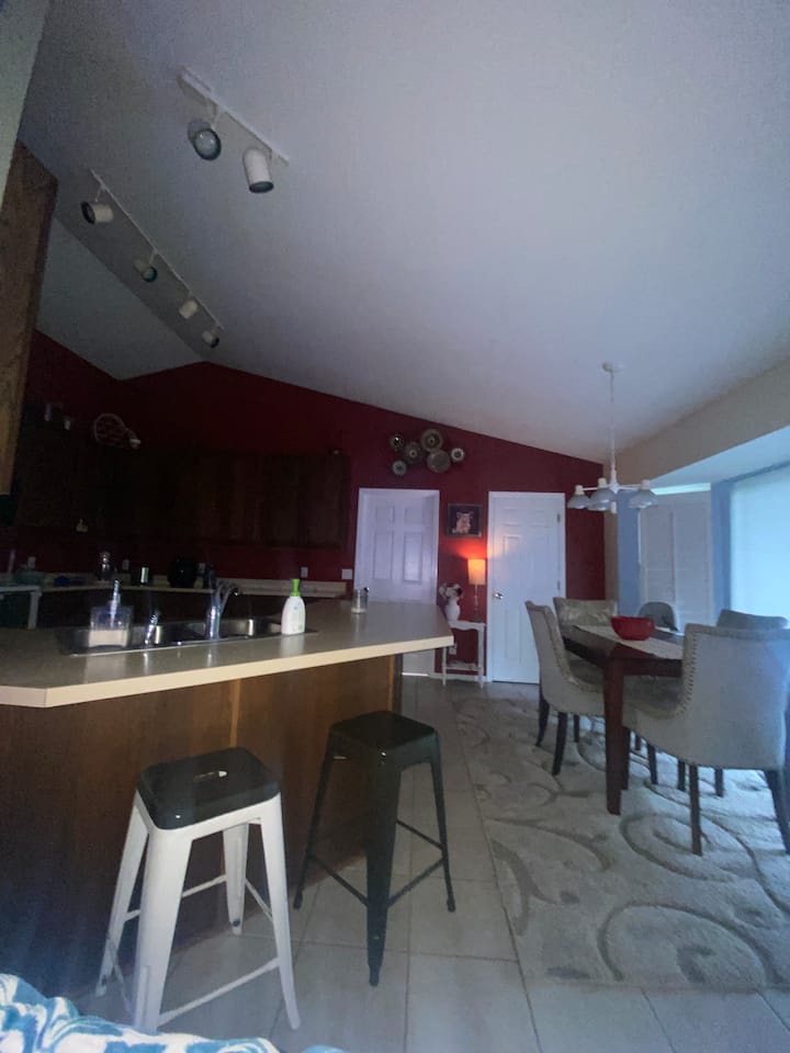 Great Home W/park And Patio. - O'Fallon, MO