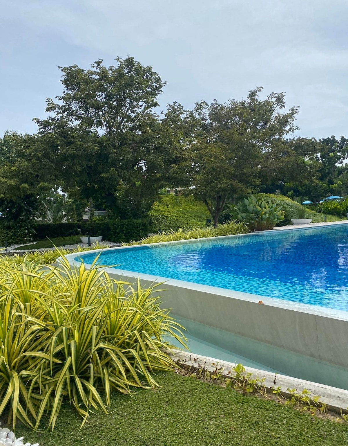 Cebu City Vacation Rentals with a Pool - Central Visayas, Philippines ...