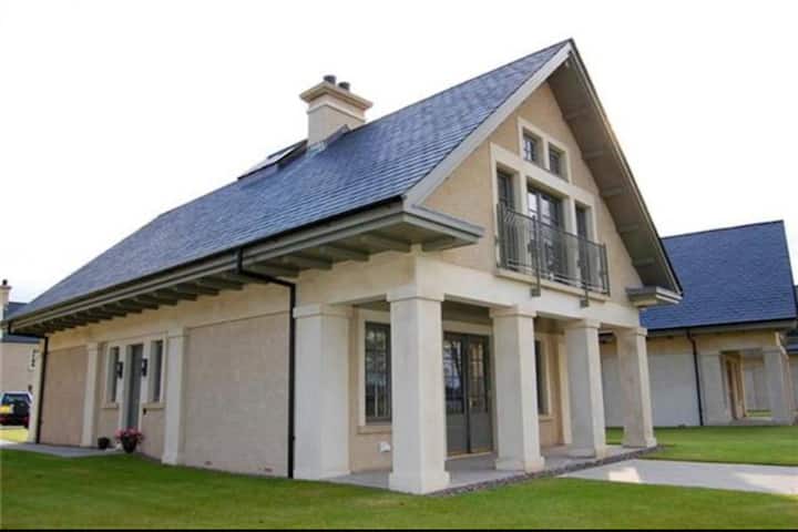 Lough Erne Fisherman’s Cottage - Enniskillen