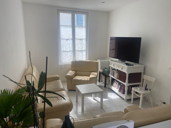 Maison De Ville, La Chaume. - Les Sables-d'Olonne