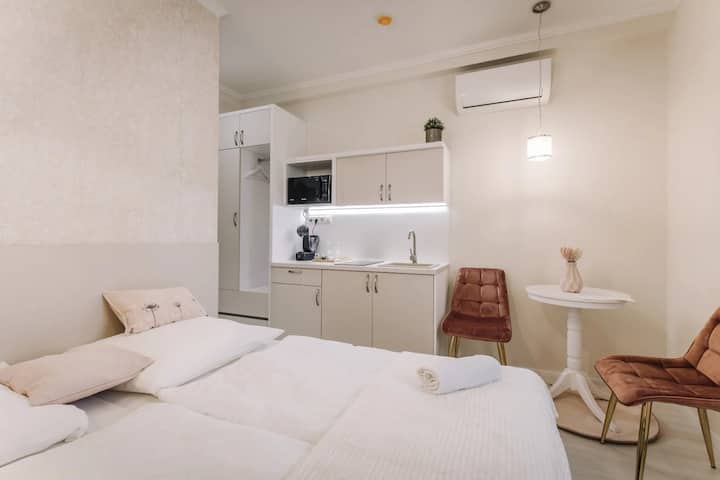 Kétszemélyes Apartman (F/4) - Győr