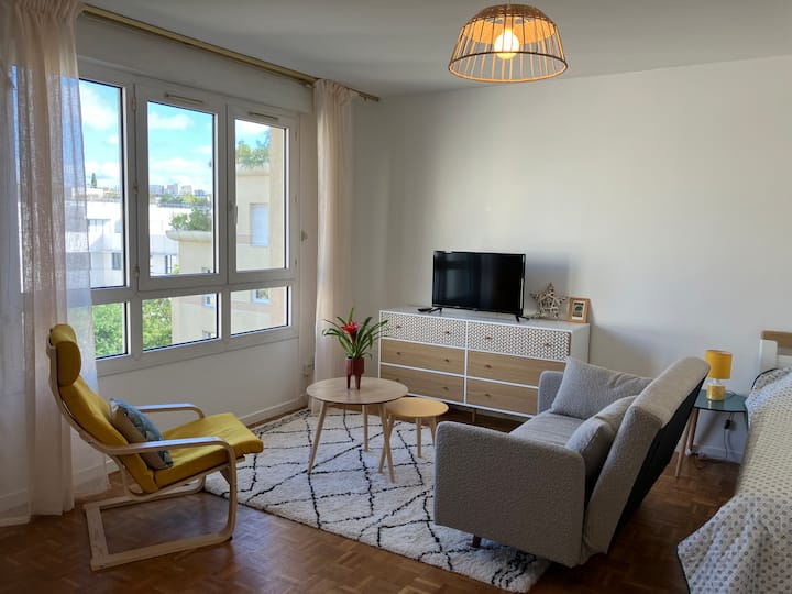 Grand Studio 35m2 Lumineux Proche Paris La Defense - Paris 8e Arrondissement