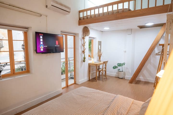 Tranquil Rustic Apt-bathtub/netflix/wifi Near Oq - Hanoi