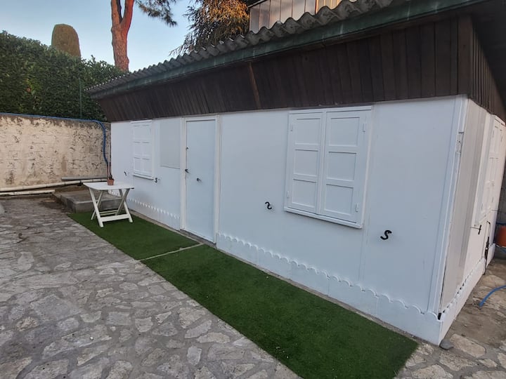 Cabane Près De La Plage, Des Mimosas Cagnes S/m - Cagnes-sur-Mer