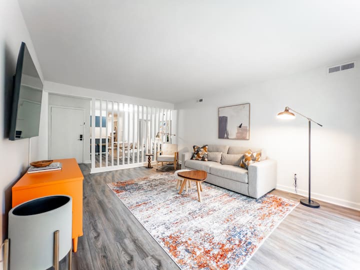 Cozy Benjamin Park Condo - Greensboro, NC