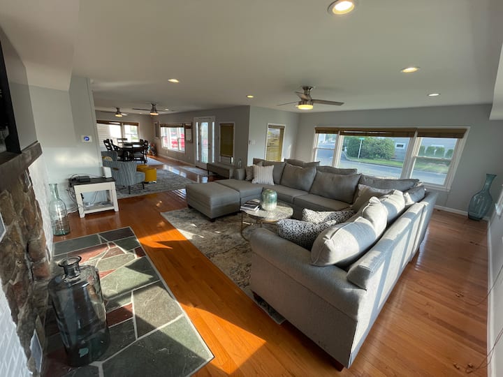 Lbi Jersey Shore House! Huge! 5br, 3ba, Pool! - Harvey Cedars, NJ