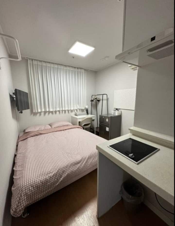 Elevator/ 1 Room Apartment/ 익선 1번 - Seoul