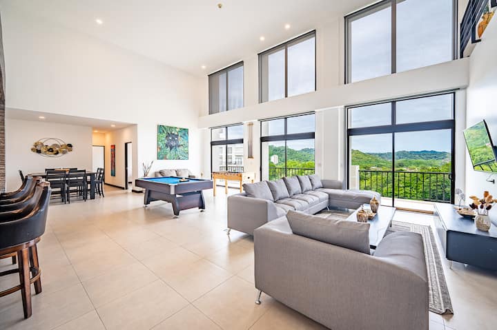 7 Bedroom Penthouse Ocean & Mountain Views Jb41002 - Jaco