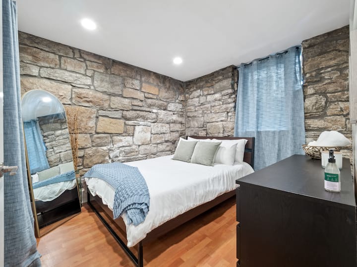 Private Uptown Escape 1 Br - Minneapolis