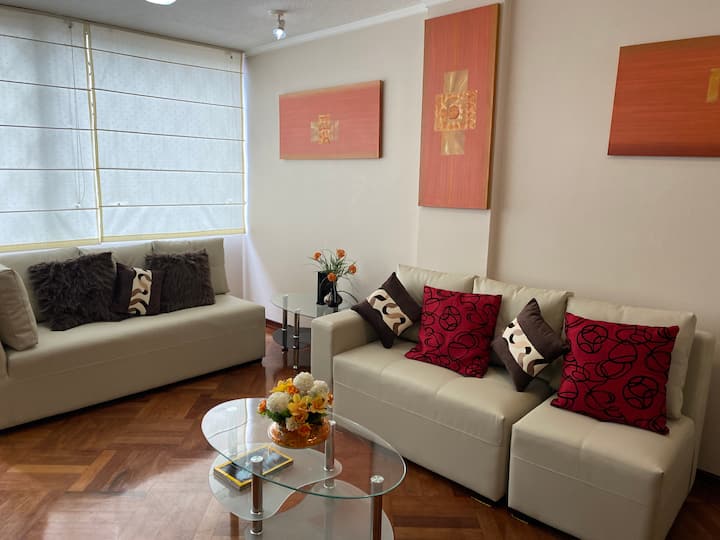 Cozy Suite Mejor Zona De Quito Total Amoblado - Quito (Ecuador)