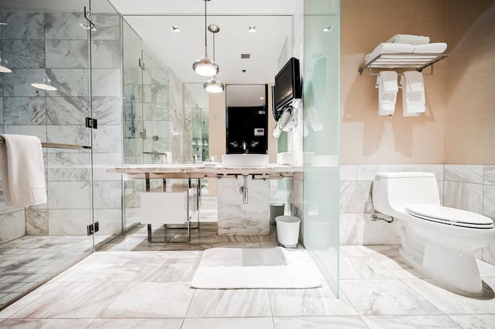 Tb29 High Floor Studio Strip View | At Palms Place - Las Vegas