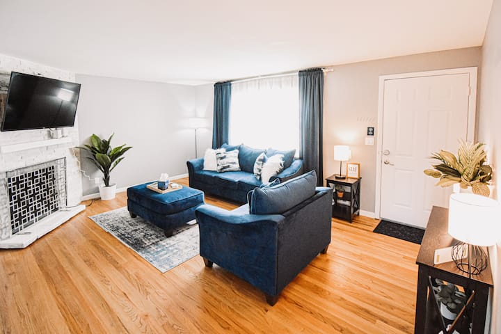 Spacious 5br Retreat | Game Room | Close To Denver - Chatfield State Park, Littleton