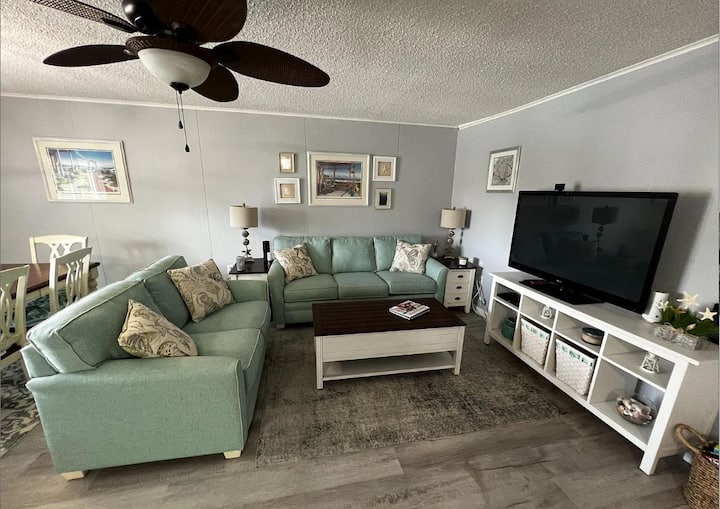 Charming 2 Br Beach Condo - Ocean City, MD