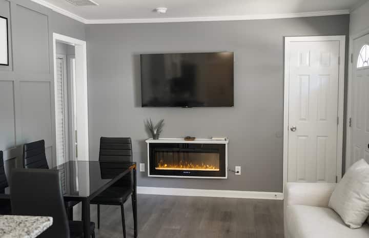 Renovated Close To Downtown Atlanta -Free Parking - Atlanta, GA