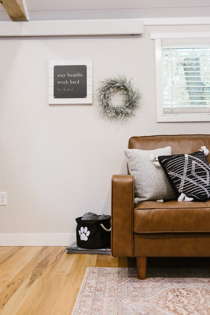 Beautiful Getaway With Hot Tub - Spearfish, SD