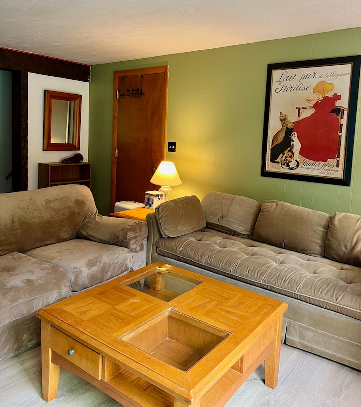 Honeybee Haven - 1 Bedroom Suite W/ Private Bath - Wellfleet, MA