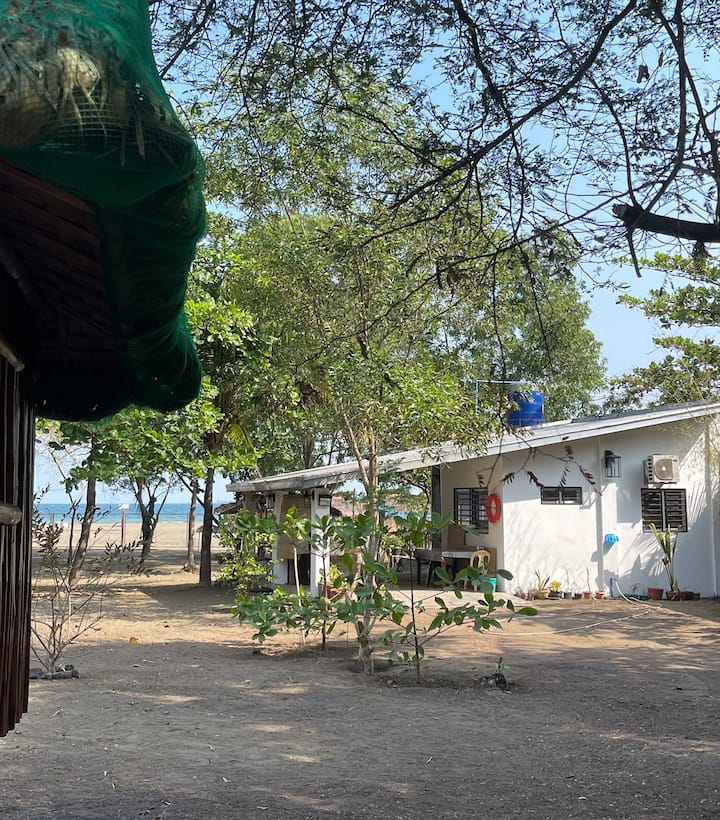 Beach House For Weekend Getaway! - Masinloc
