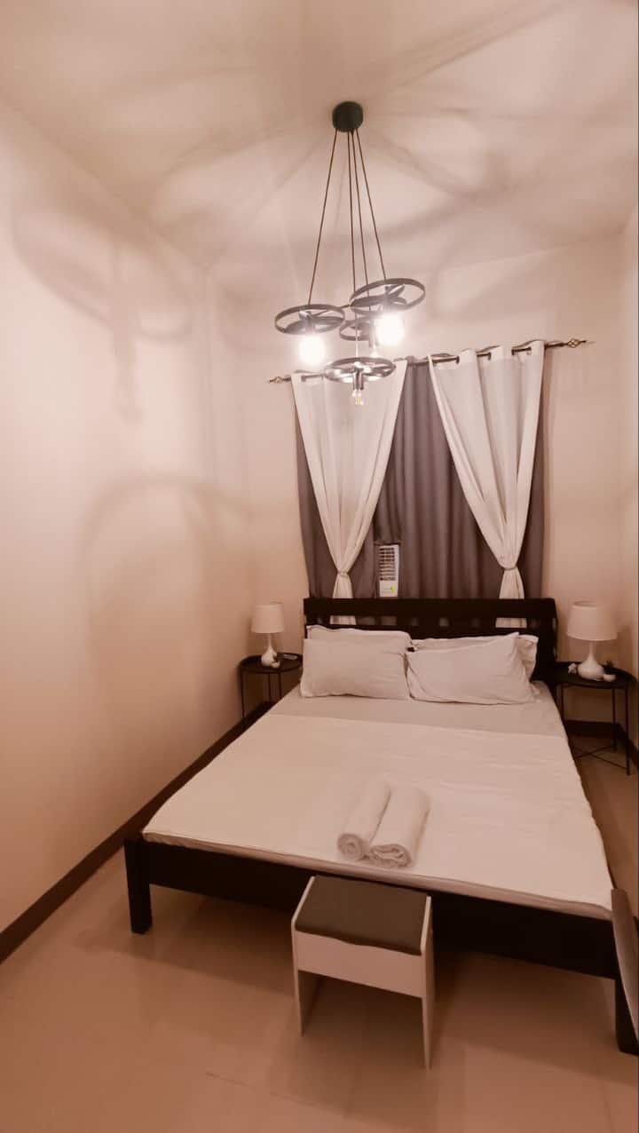 Condo Modern 1br - Tomas, Morato - Quezon City