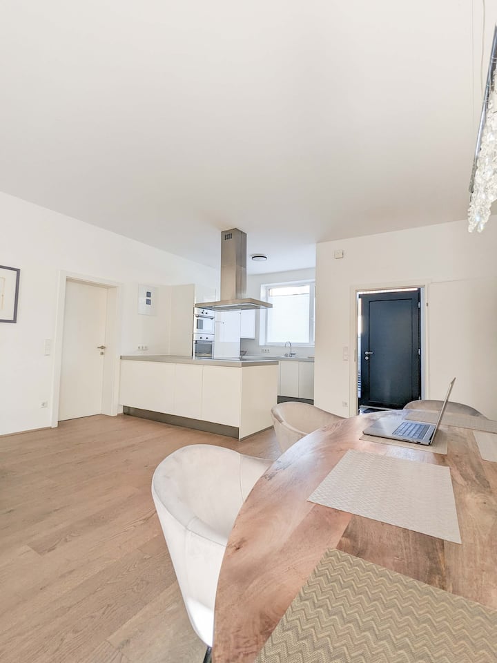 Wunderschönes Appartement Mit Terrasse - Salzburg
