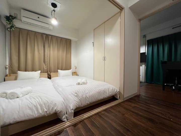 【新規掲載】人気の新宿エリア｜最大4名｜東新宿駅徒歩3分｜テレワークデスク有り｜1001 - Shinjuku