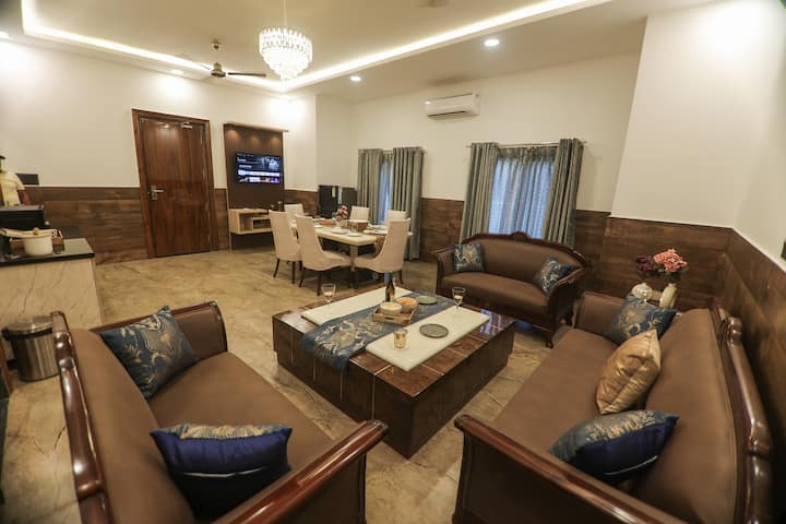 Gulmohar Farm - 8bhk Luxury Farm House In Gurgaon - Gurugram