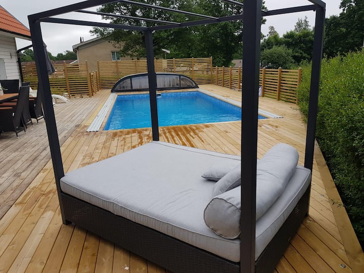 Vita Poolvillan - Falkenberg