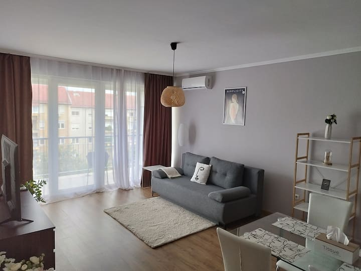 Macropolis Simple City Apartment - Miskolctapolca