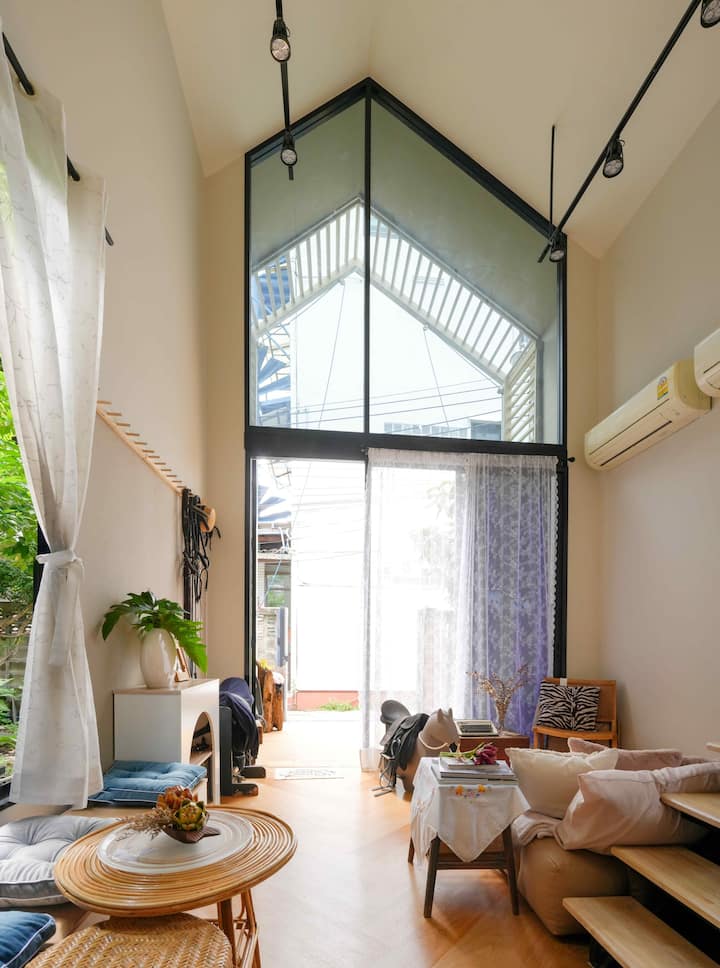 Hidden Moon Cottage @ Bkk - Bangkok