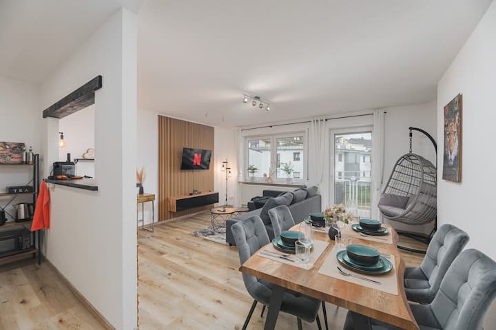Feel-good - Business & Private - Parking - Netflix - Sinsheim