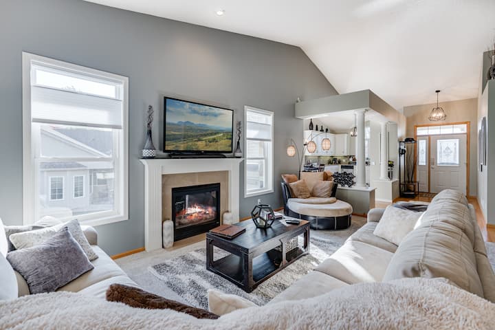 Maple Grove Retreat - Maple Grove, MN