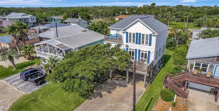 Ocean View In Rockport 4/2.5 - Rockport, TX