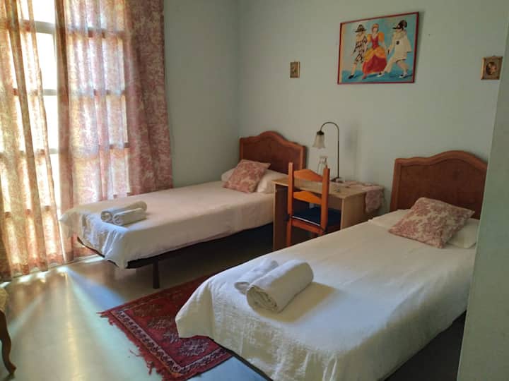 Habitación Doble Con Baño Privado - Seville