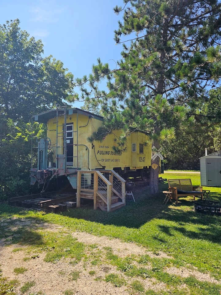 Kiss The Kaboose - Waupaca, WI