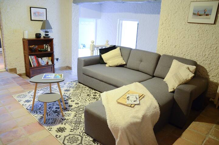 Logement Indépendant Dans Maison Provençale - Les Arcs