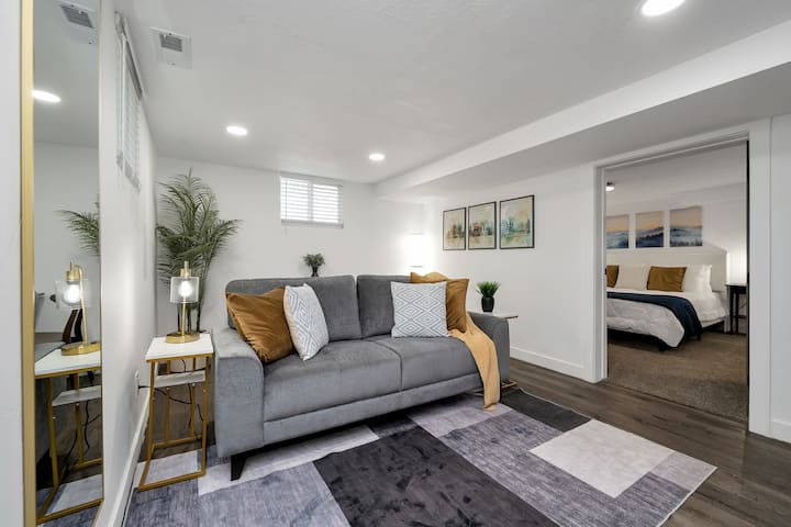 Charming Sugar House 2 Bedroom 2 Bath - Utah