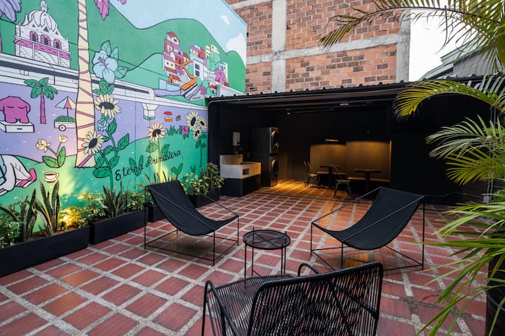 Studio, Fast Wi-fi & 24/7 Self Checkin - Medellín