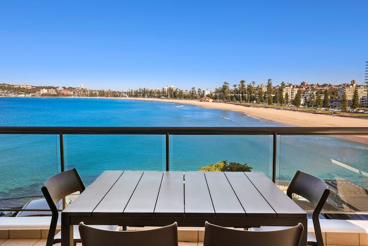 Stunning Manly Beach Views | Absolute Beachfront - Manly